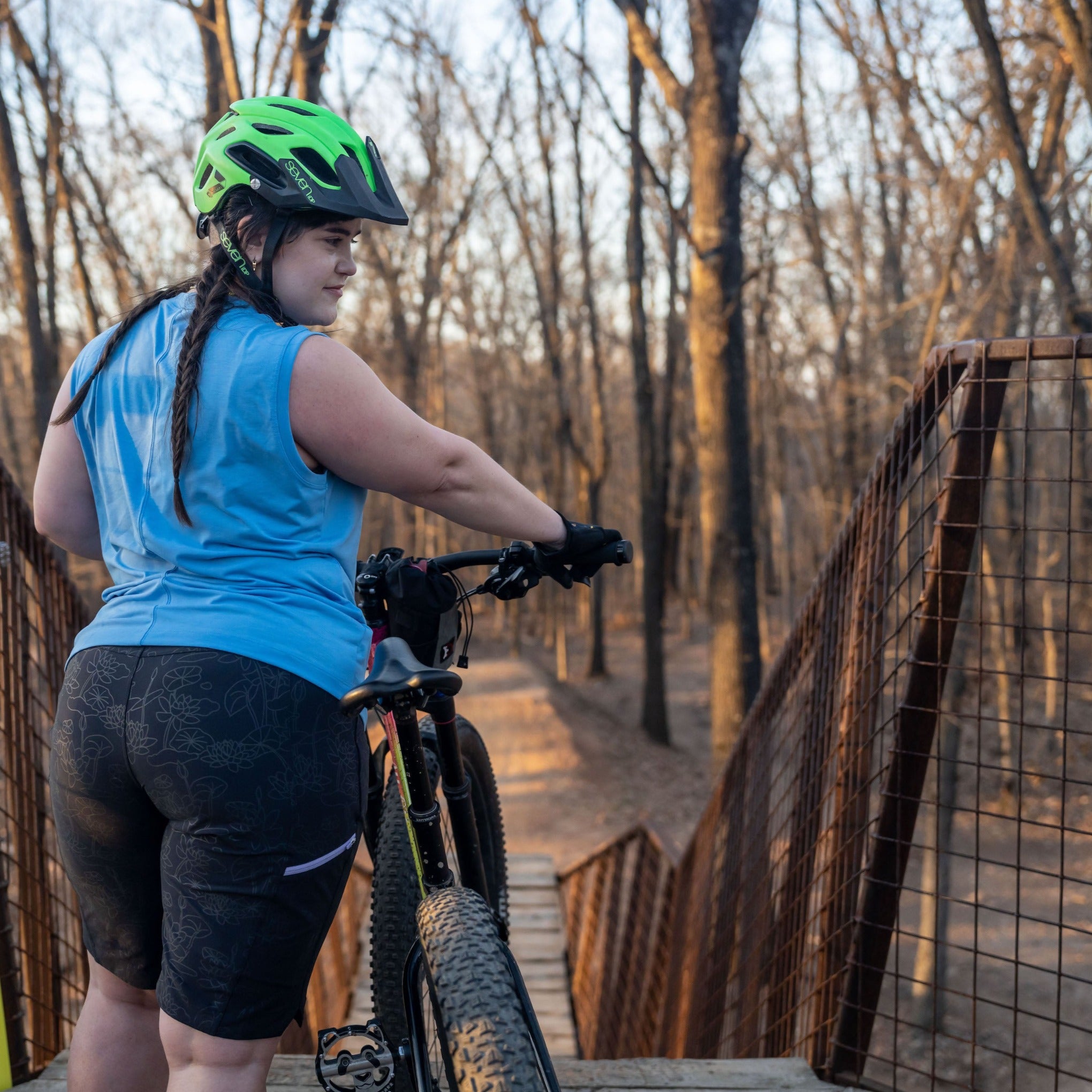 Freel Flex | Women's Mountain Bike Short in Sizes 14-24 – Wild Rye